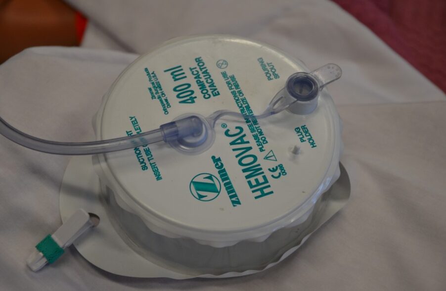 Role of Drains After Body Contouring: Types and Benefits Explained - Dr ...